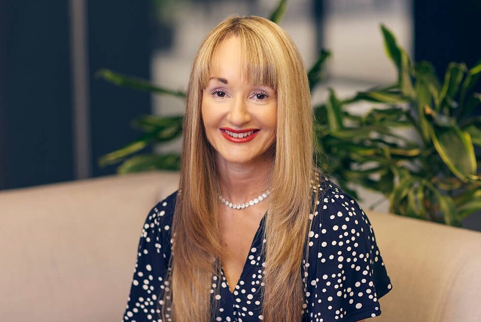 Heather Sandlin - Journalist Profile - Intelligent Relations